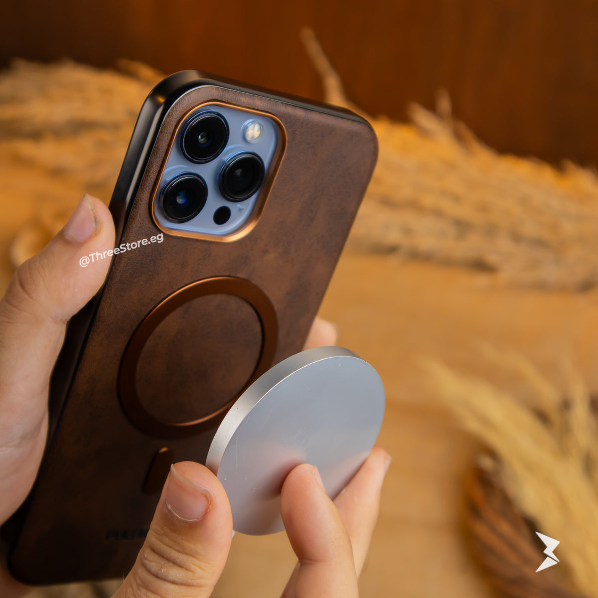 Puloka Solemn Leather Case iPhone 15 Pro Max - Best Cases IPhone